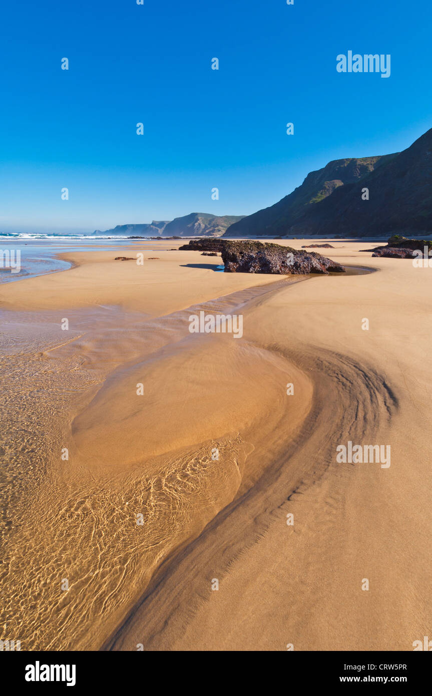 Praia da Cordama and Praia do Castelejo beaches with sand patterns Vila ...