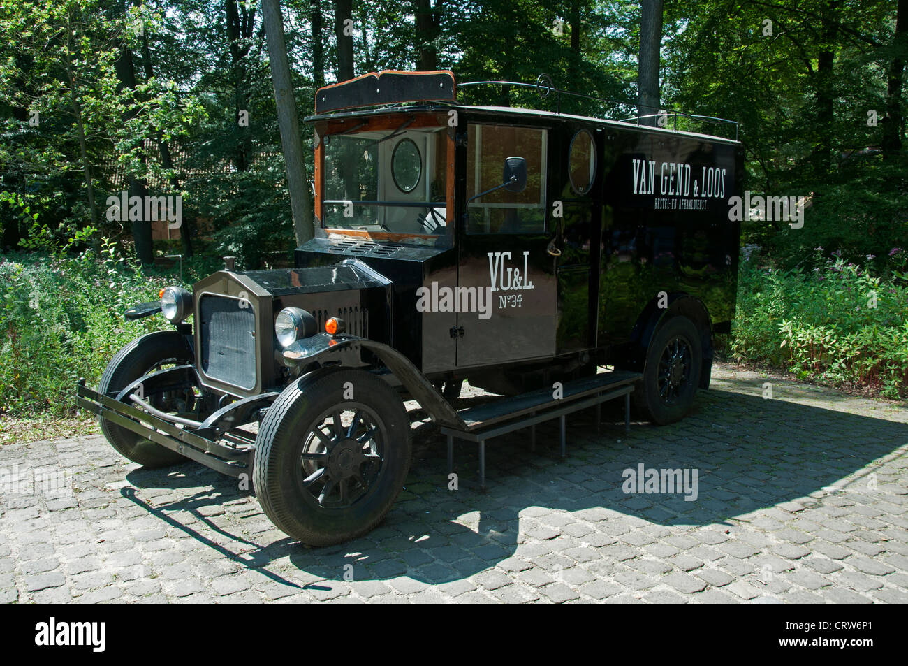 old post car Stock Photo - Alamy