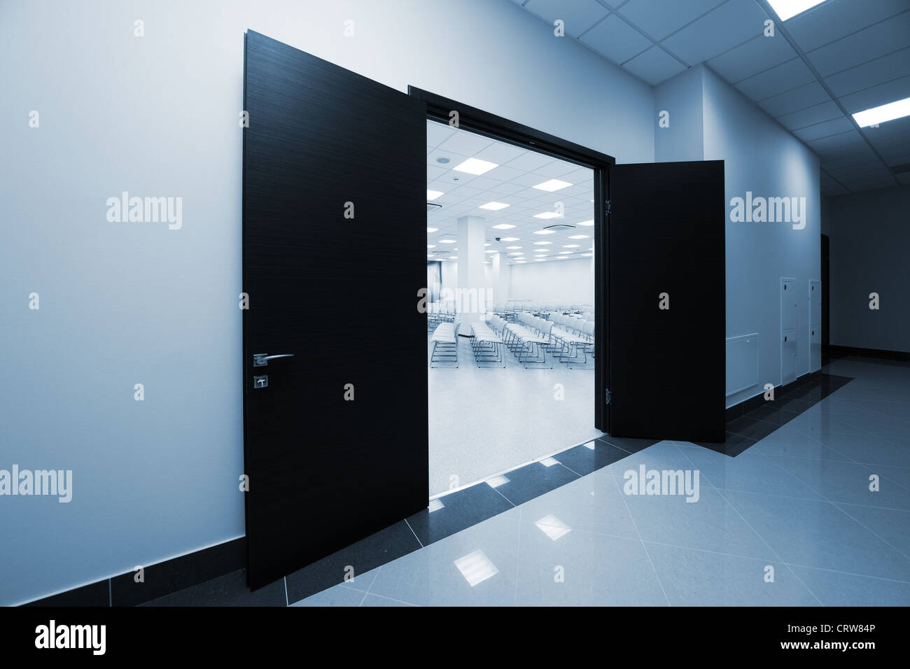 Large new audience hall hi-res stock photography and images - Alamy
