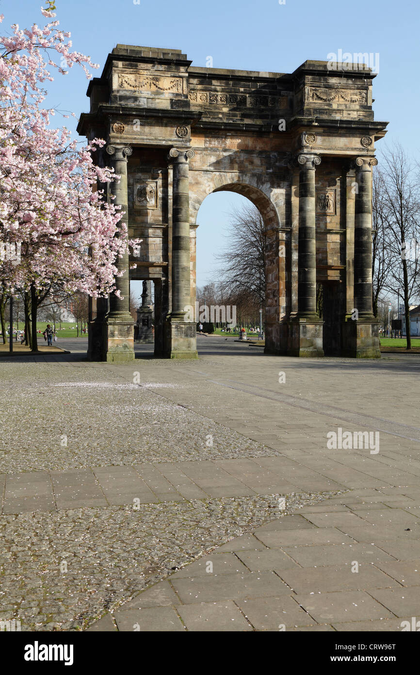 McLennan Arch on Glasgow Green in Spring, Scotland, UK Stock Photo - Alamy