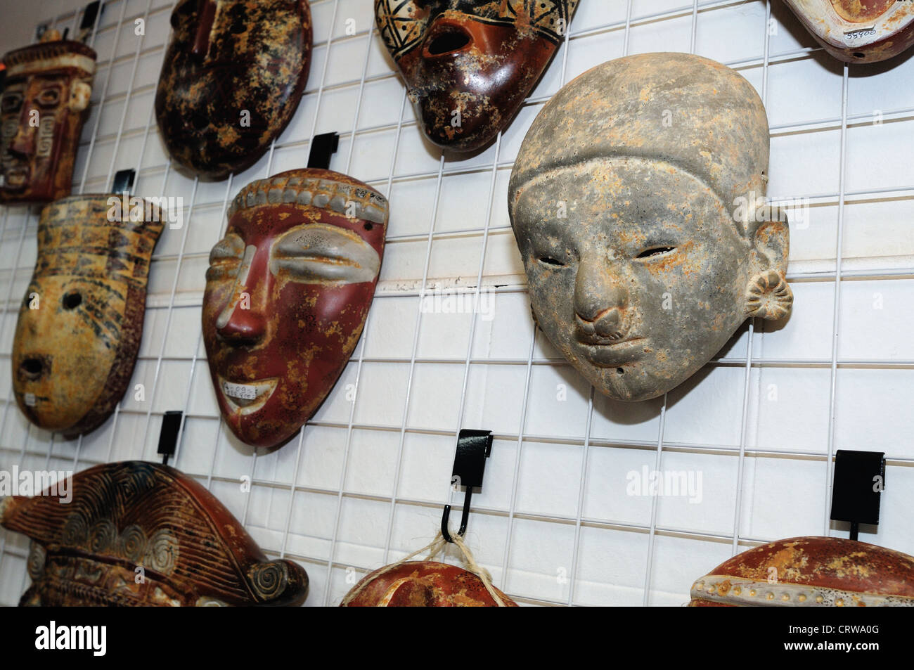 Tumaco mask " Hombres de Barro - La Casona del Museo " in BOGOTA ...