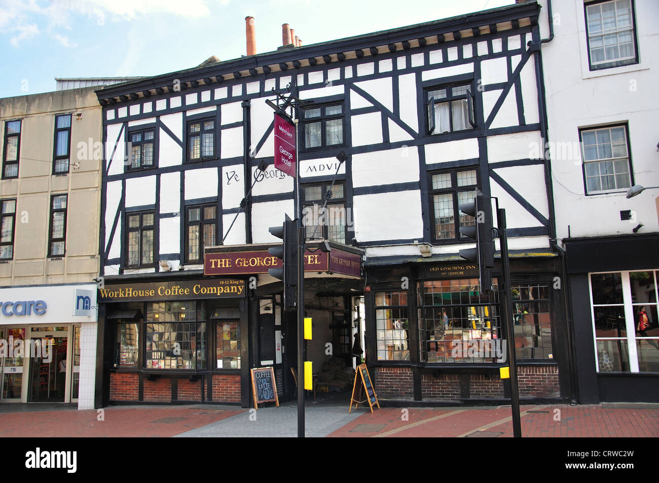 15th century The George Hotel, King Street, Reading, Berkshire, England ...