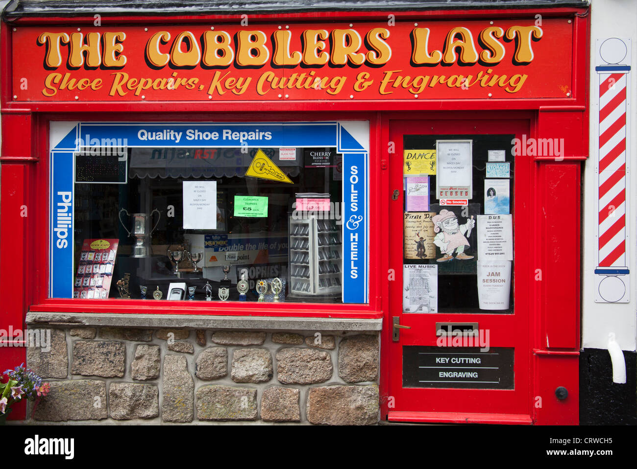 Cobblers shop hi-res stock photography and images - Alamy