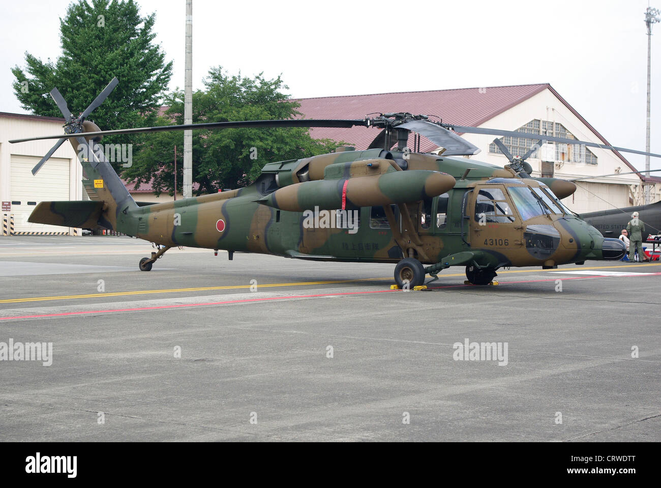 JGSDF UH-60JA helicopter.At USAF Yokota AFB,Japan Stock Photo - Alamy