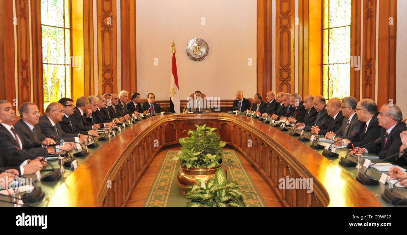 Egyptian President Mohamed Morsi meets with Egypt's governors from the ...