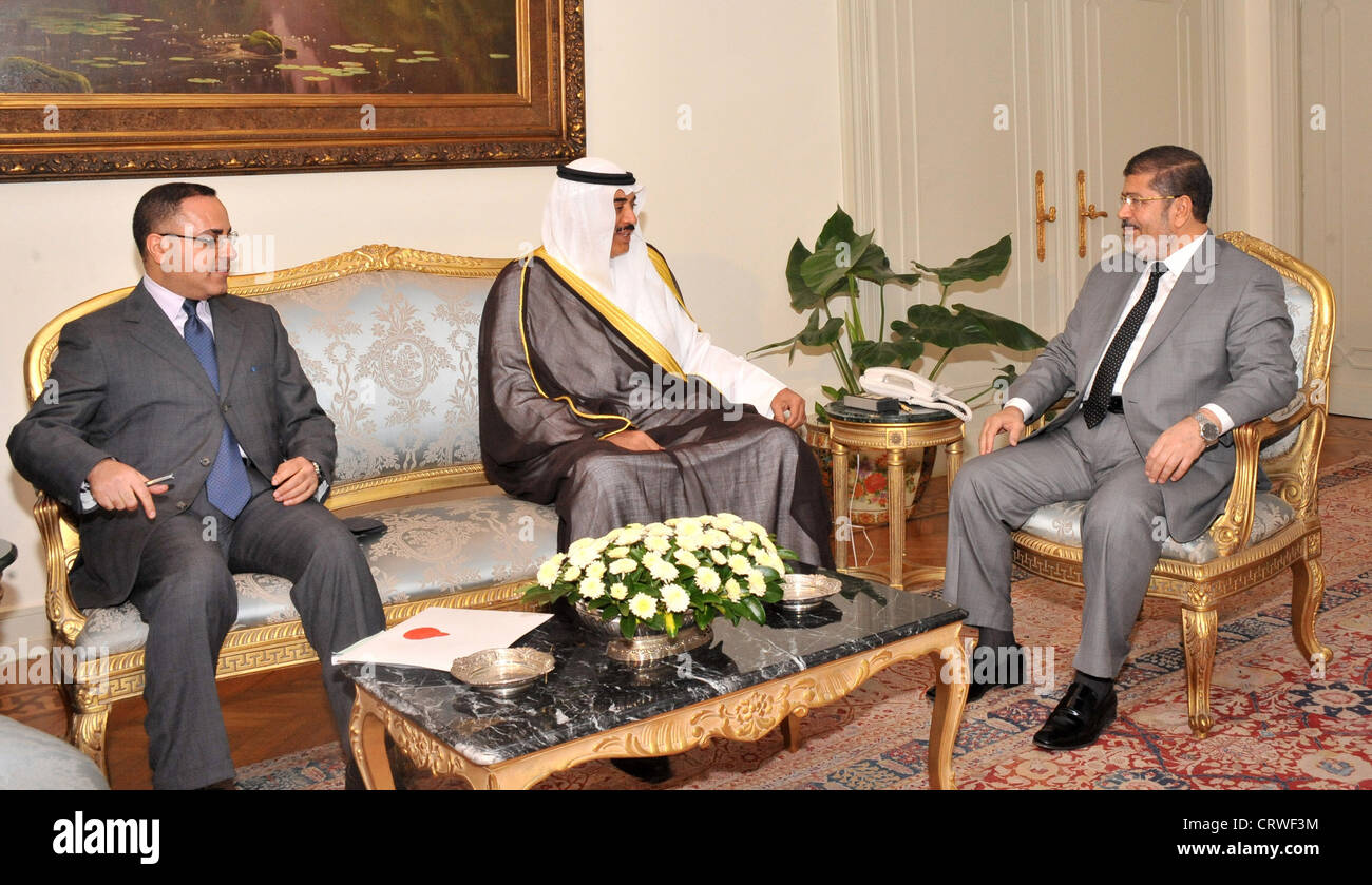 Egyptian President Mohamed Morsi meets Sheikh Sabah Khalid Al Hamad Al ...