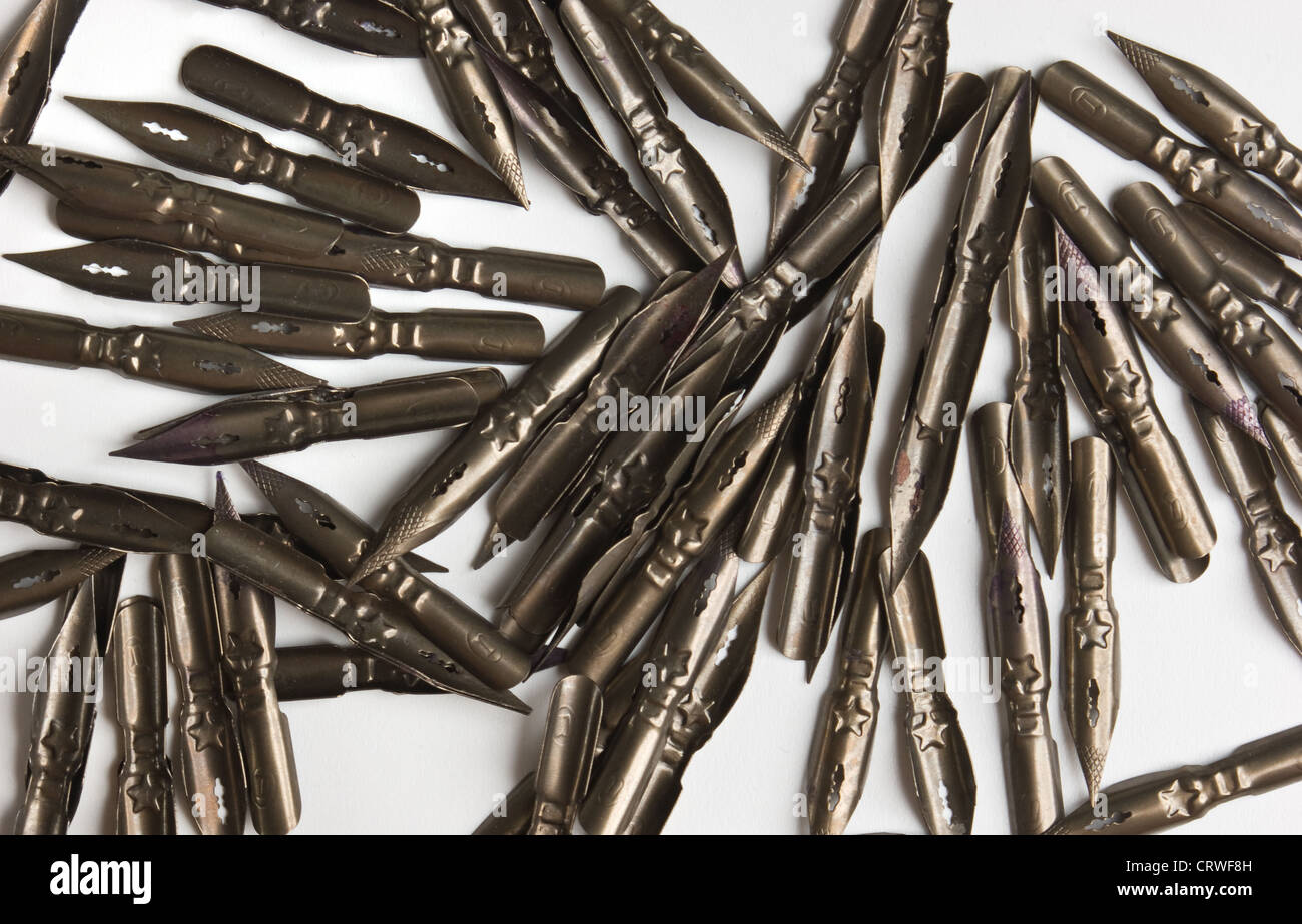 Old steel pens hi-res stock photography and images - Alamy