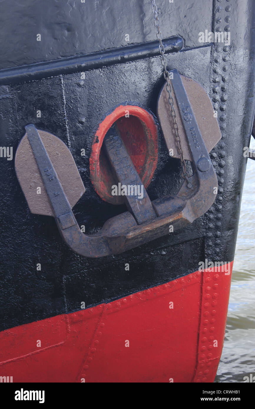 Big anchor hi-res stock photography and images - Alamy