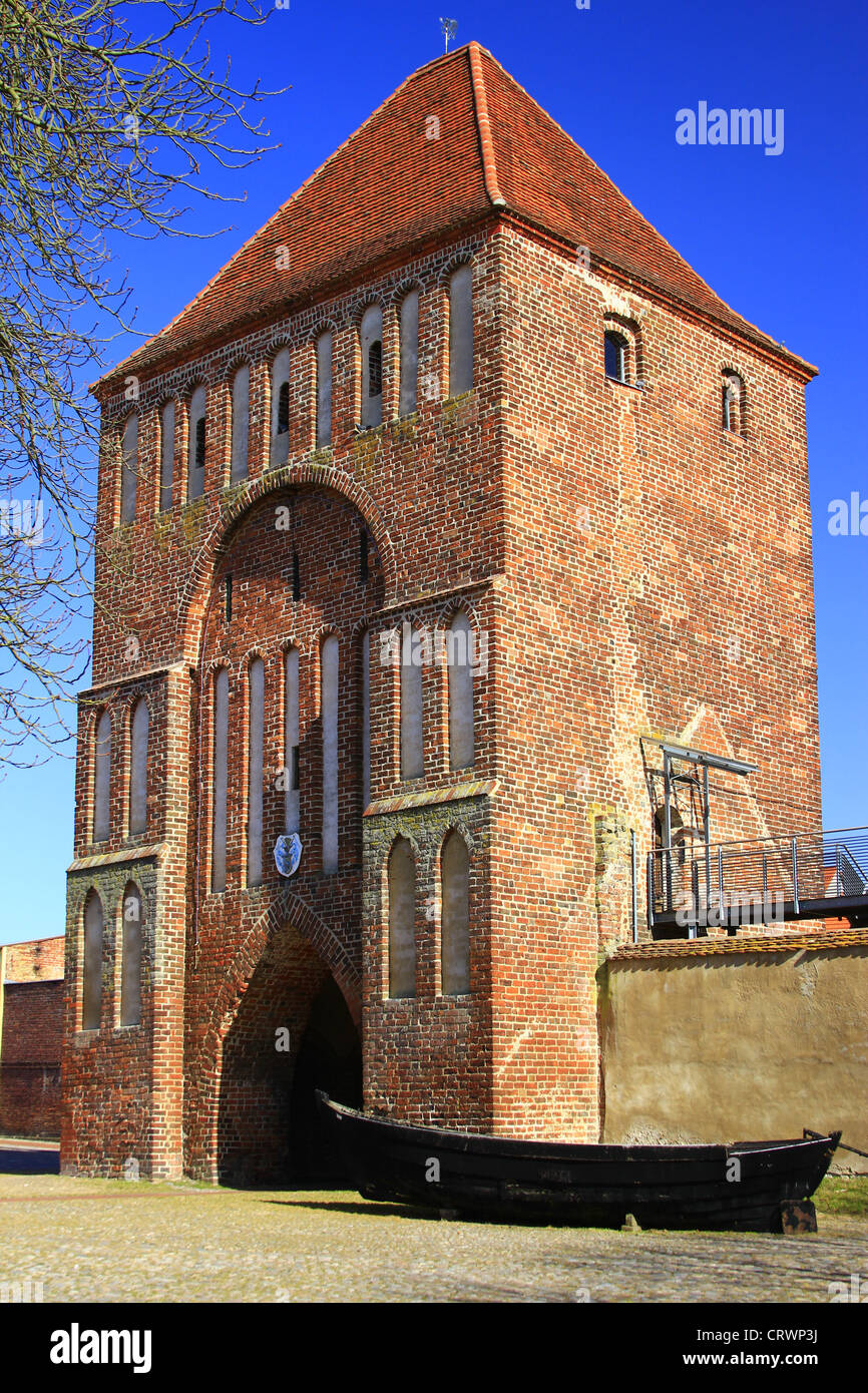 The old town gate hi-res stock photography and images - Alamy