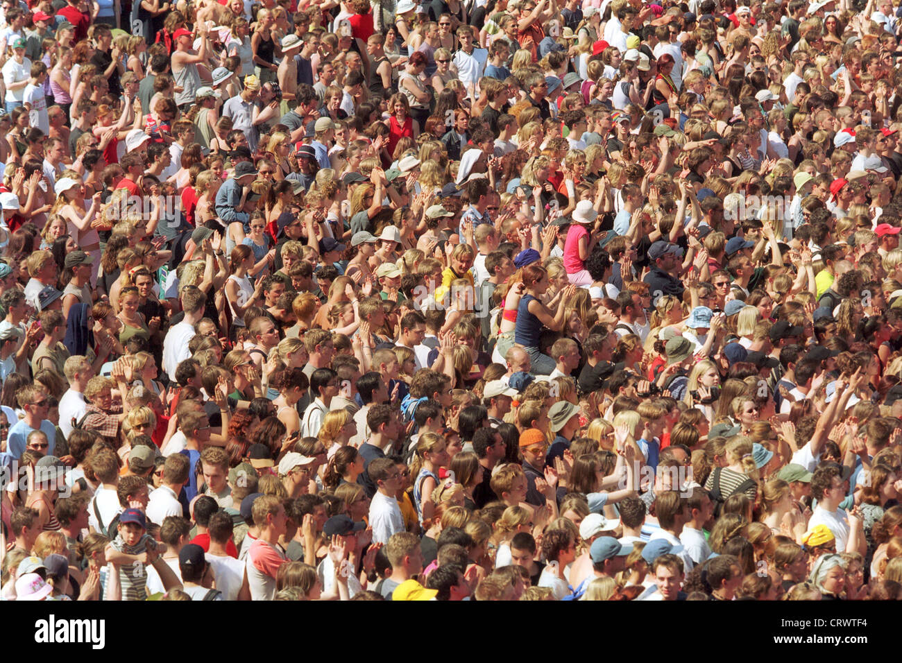 Crowd panic hi-res stock photography and images - Alamy