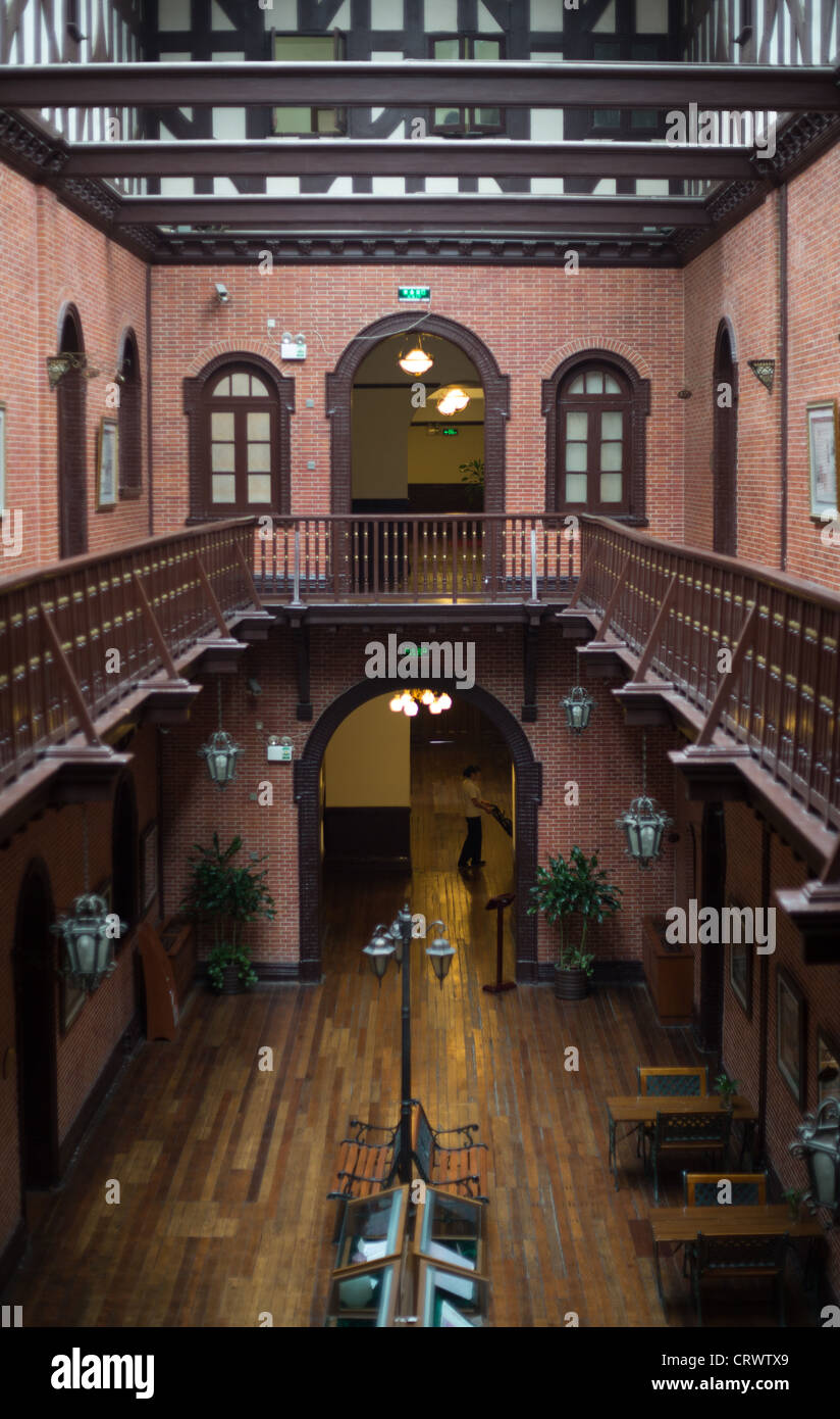 Astor house shanghai hi-res stock photography and images - Alamy