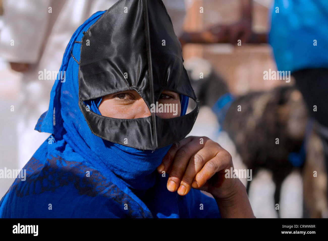 Oman nizwa black mask hi-res stock photography and images - Alamy