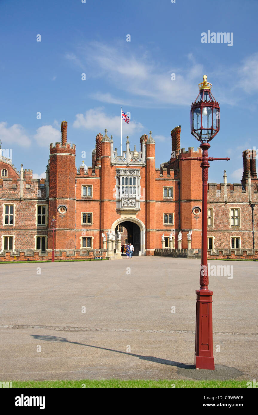 Great Gatehouse entrance, Hampton Court Palace, London Borough of ...