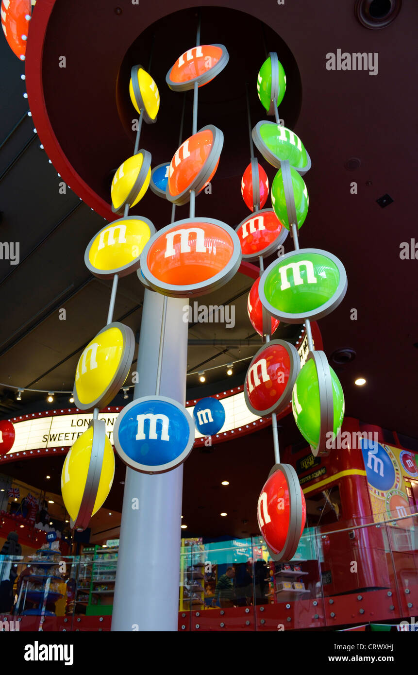 M&m store london hi-res stock photography and images - Alamy