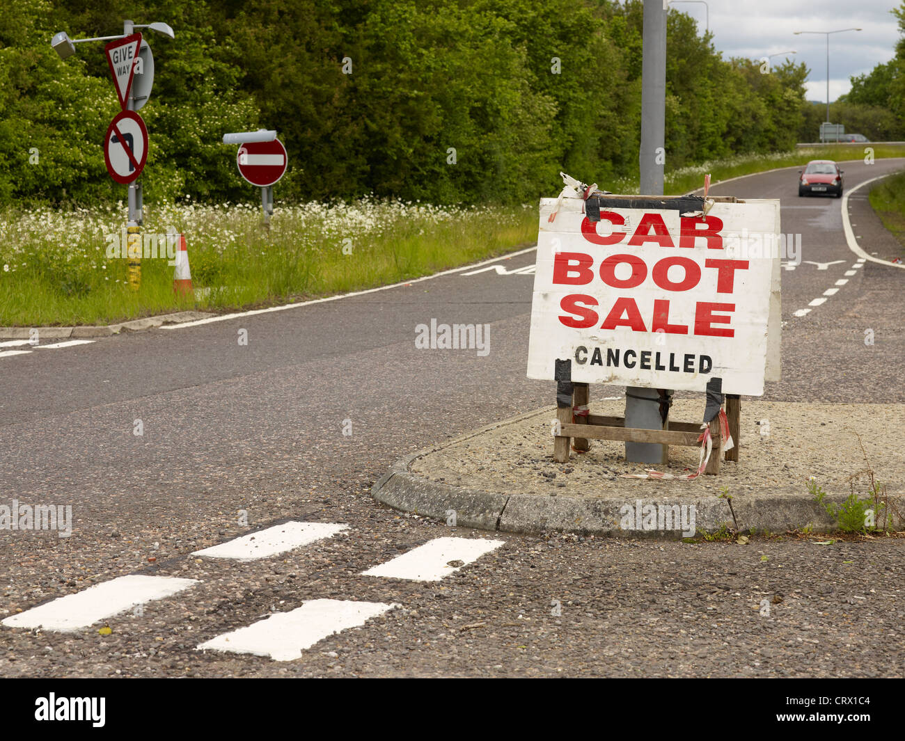 Cancelled sign hi-res stock photography and images - Alamy