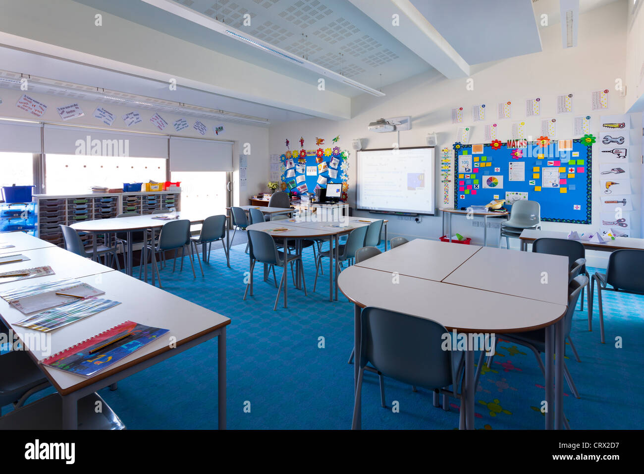 Primary school class room uk hi-res stock photography and images - Alamy