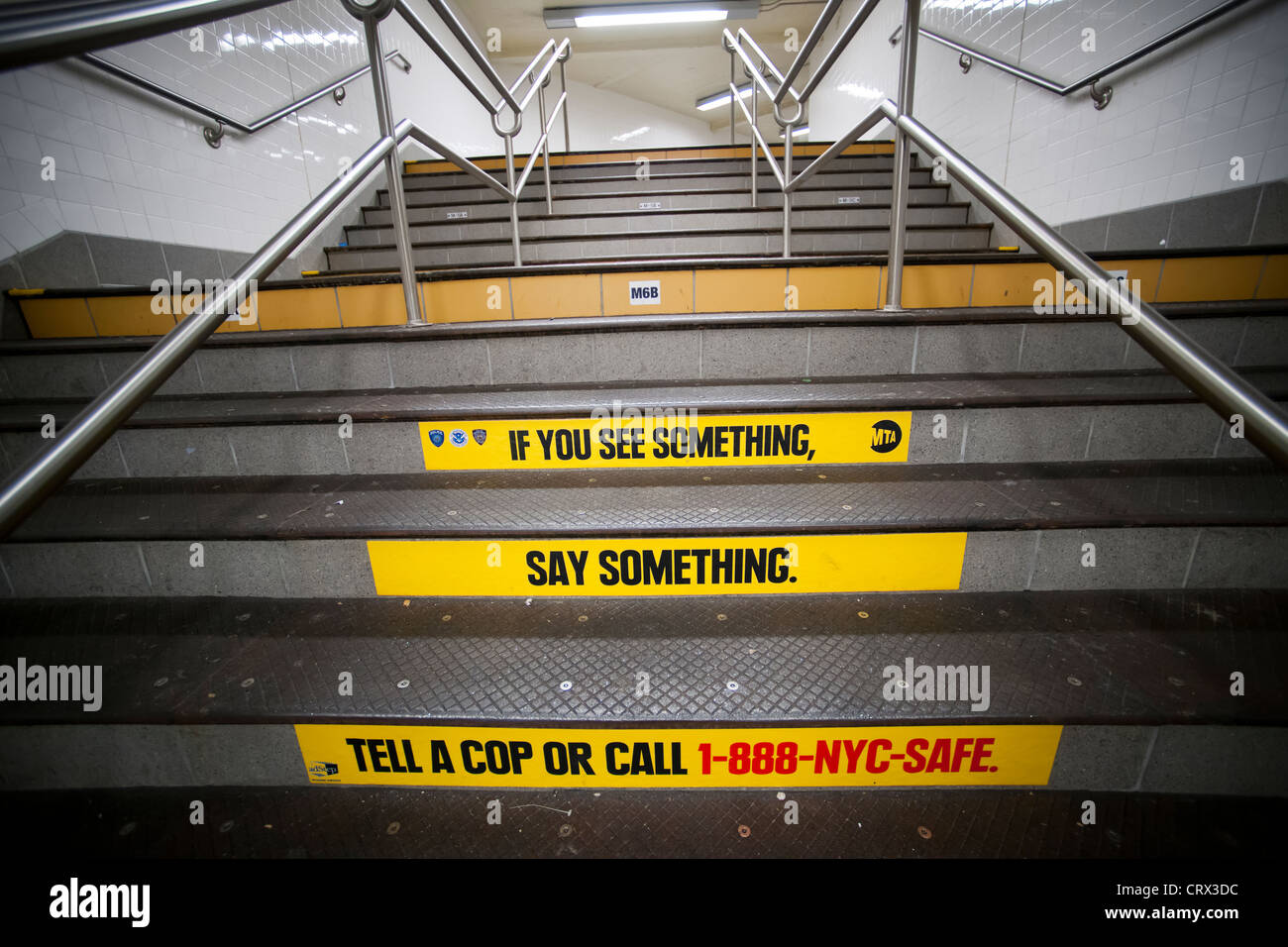 See something say something hi-res stock photography and images - Alamy