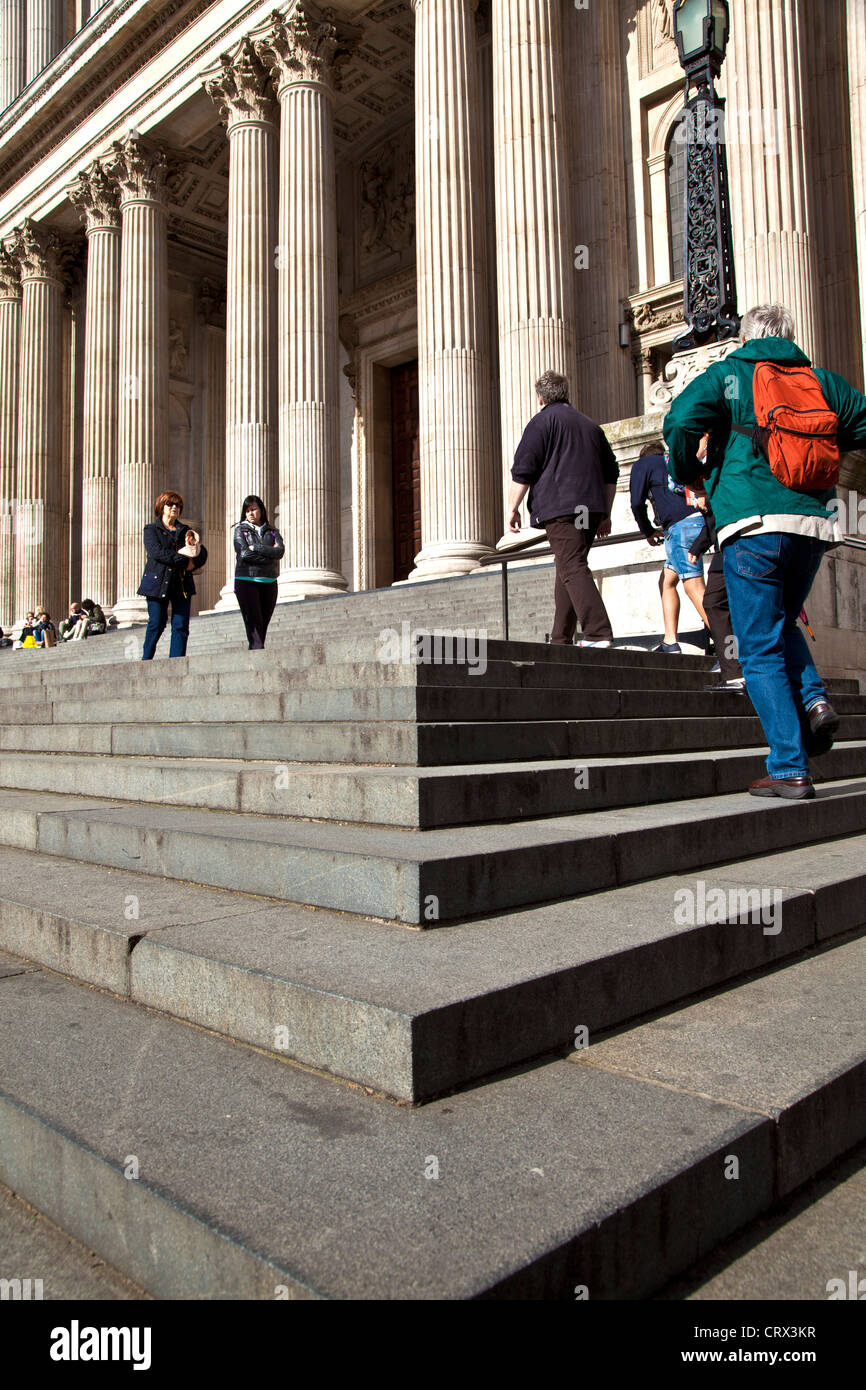 Tourists Climbing Steps at Front of St.Pauls Stock Photo - Alamy