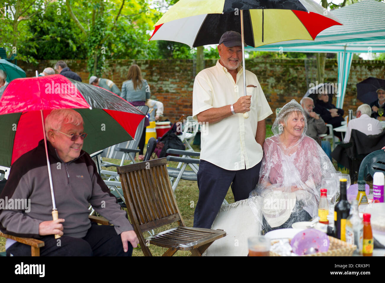 Taking Cover From Rain High Resolution Stock Photography and Images - Alamy