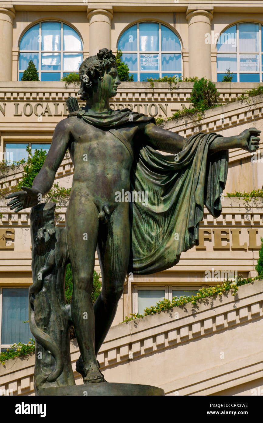 Antigone statue hi-res stock photography and images - Alamy