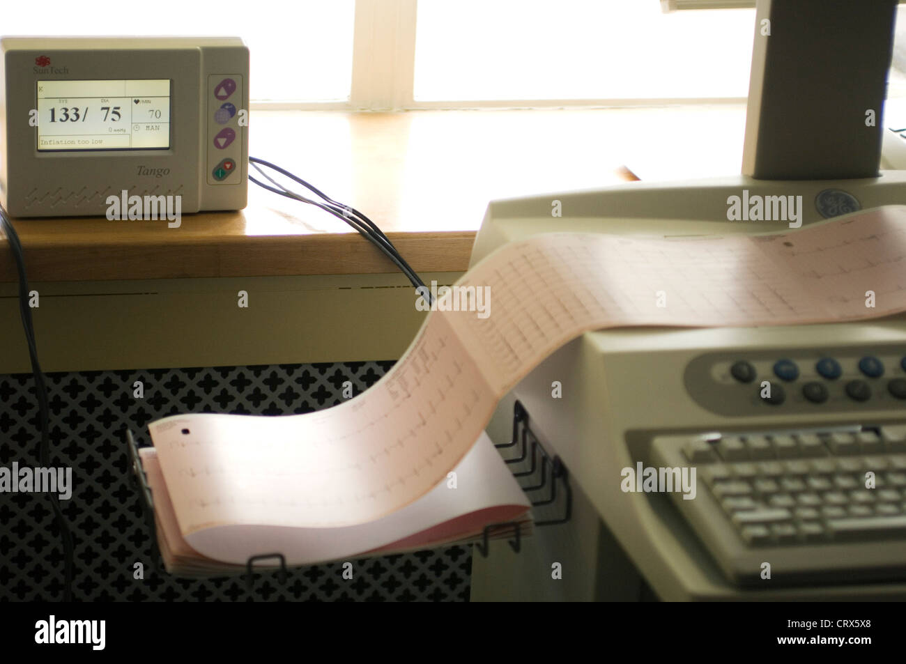 Cardiogram machine Stock Photo: 49133232 - Alamy