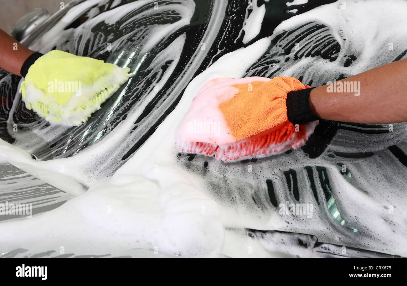 car wash detailing Stock Photo - Alamy