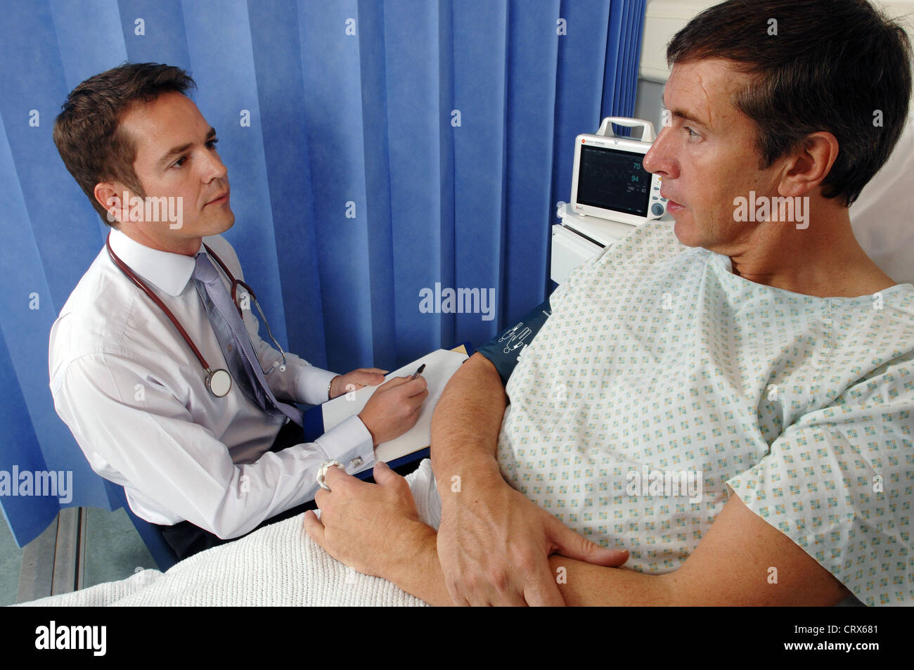 Hospital ward rounds hi-res stock photography and images - Alamy