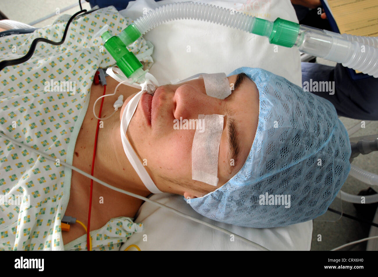 Anaesthetised hi-res stock photography and images - Alamy