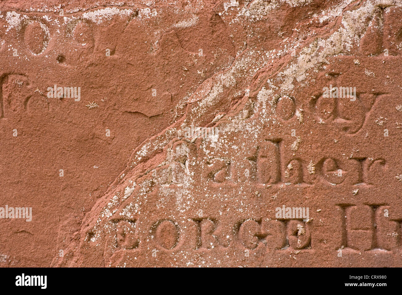 Old sandstone gravestone hi-res stock photography and images - Alamy