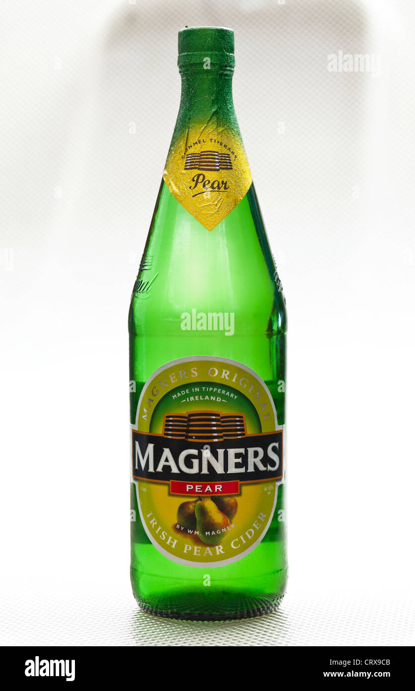 Bottle of Magners Original Pear Cider Stock Photo - Alamy