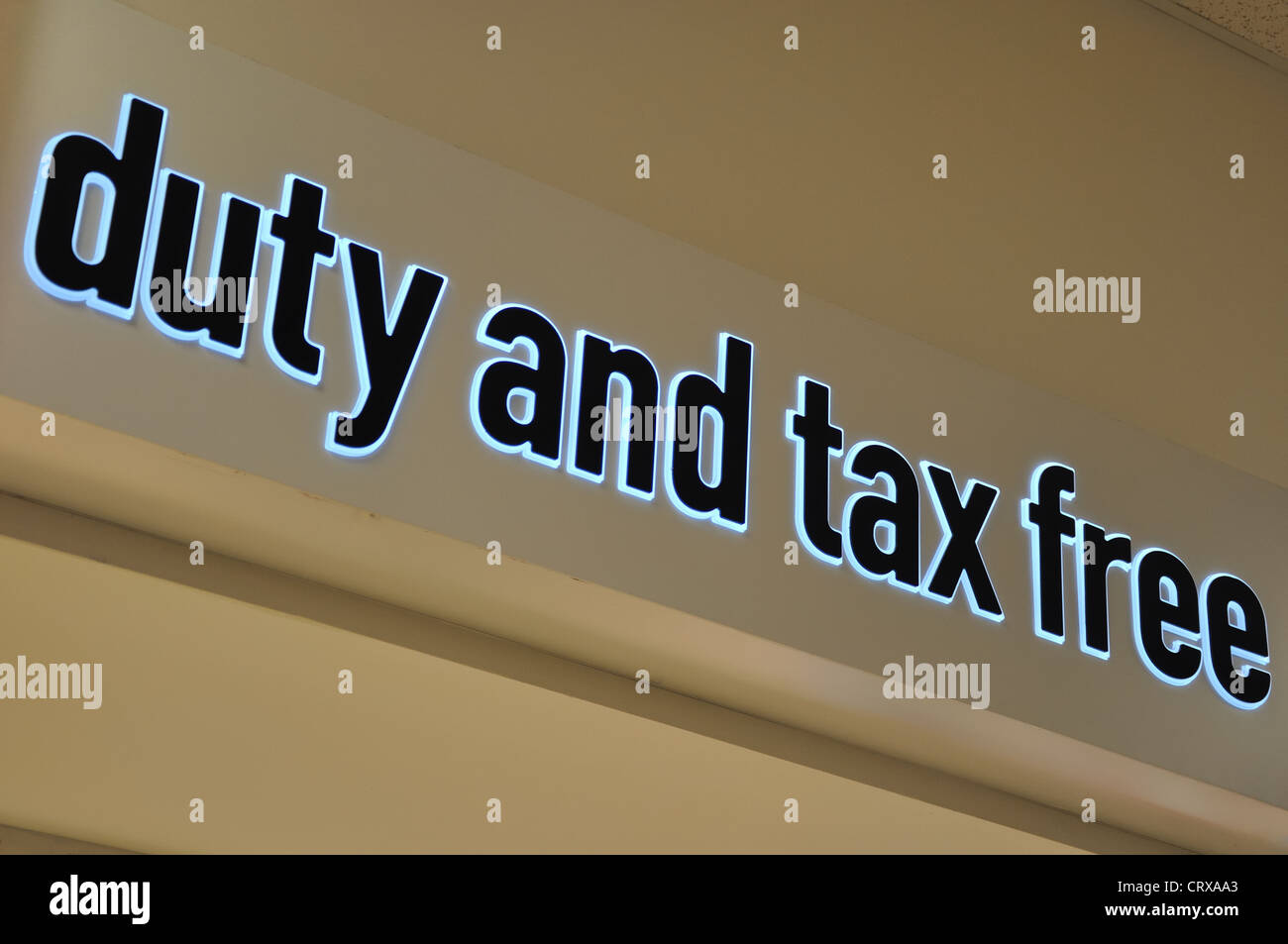Airport customs hi-res stock photography and images - Alamy