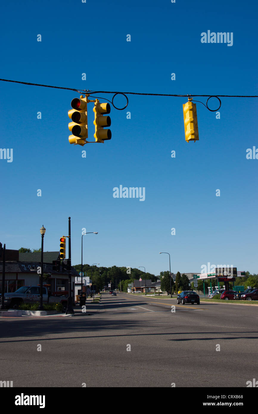 Overhead signal hi-res stock photography and images - Alamy