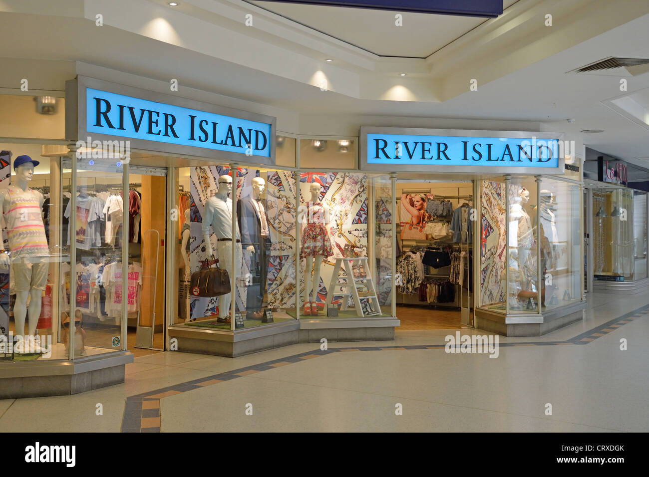 River Island store, The Peacocks Centre, Woking Town Square, Woking ...