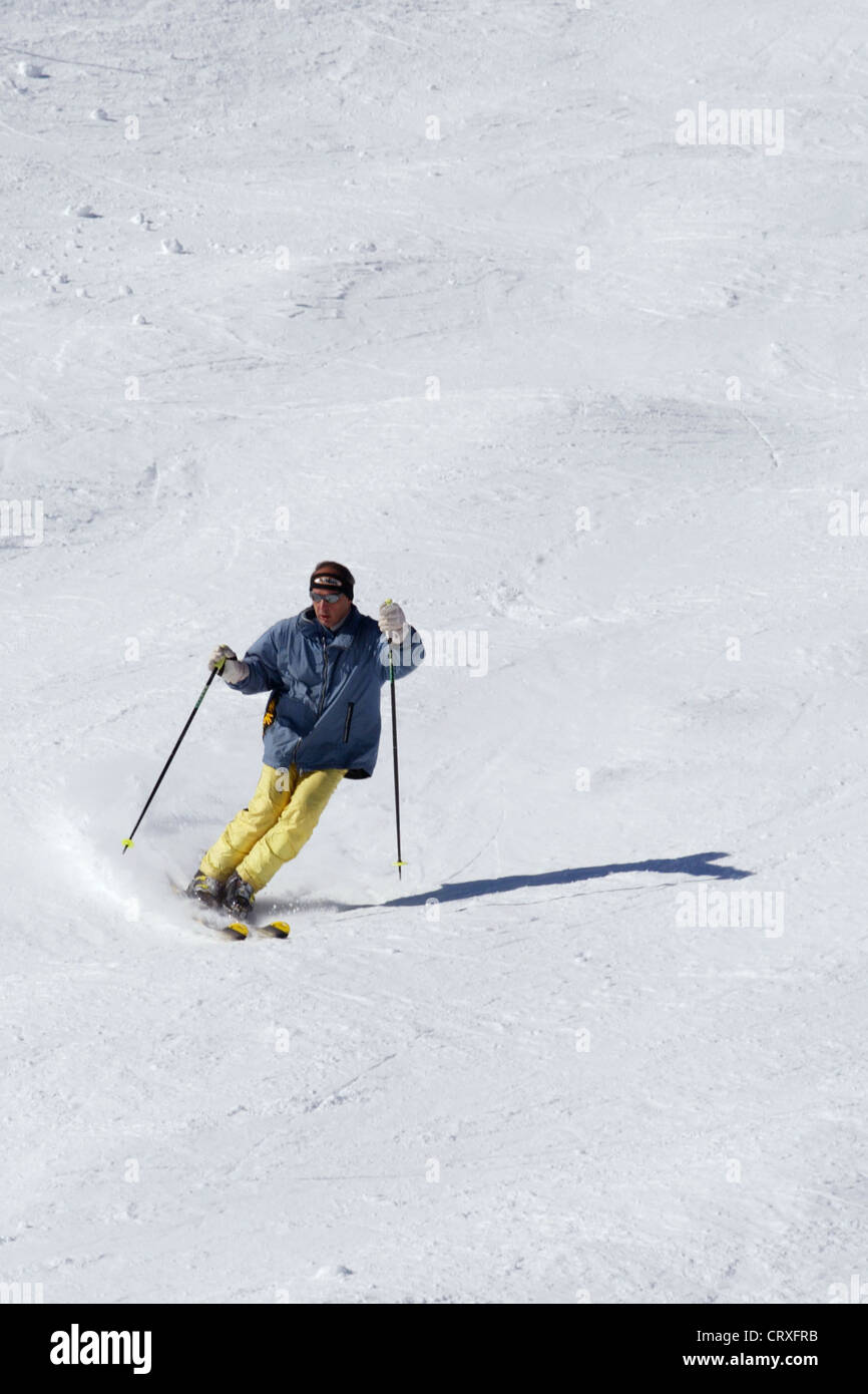 A skier on the slopes of the summit Nair Stock Photo - Alamy