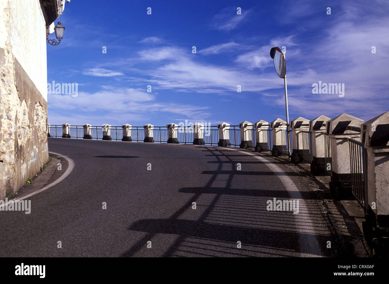 Traffic levels hi-res stock photography and images - Alamy