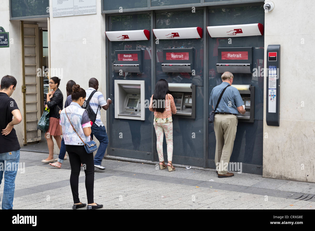 Atm cash france hi-res stock photography and images - Alamy