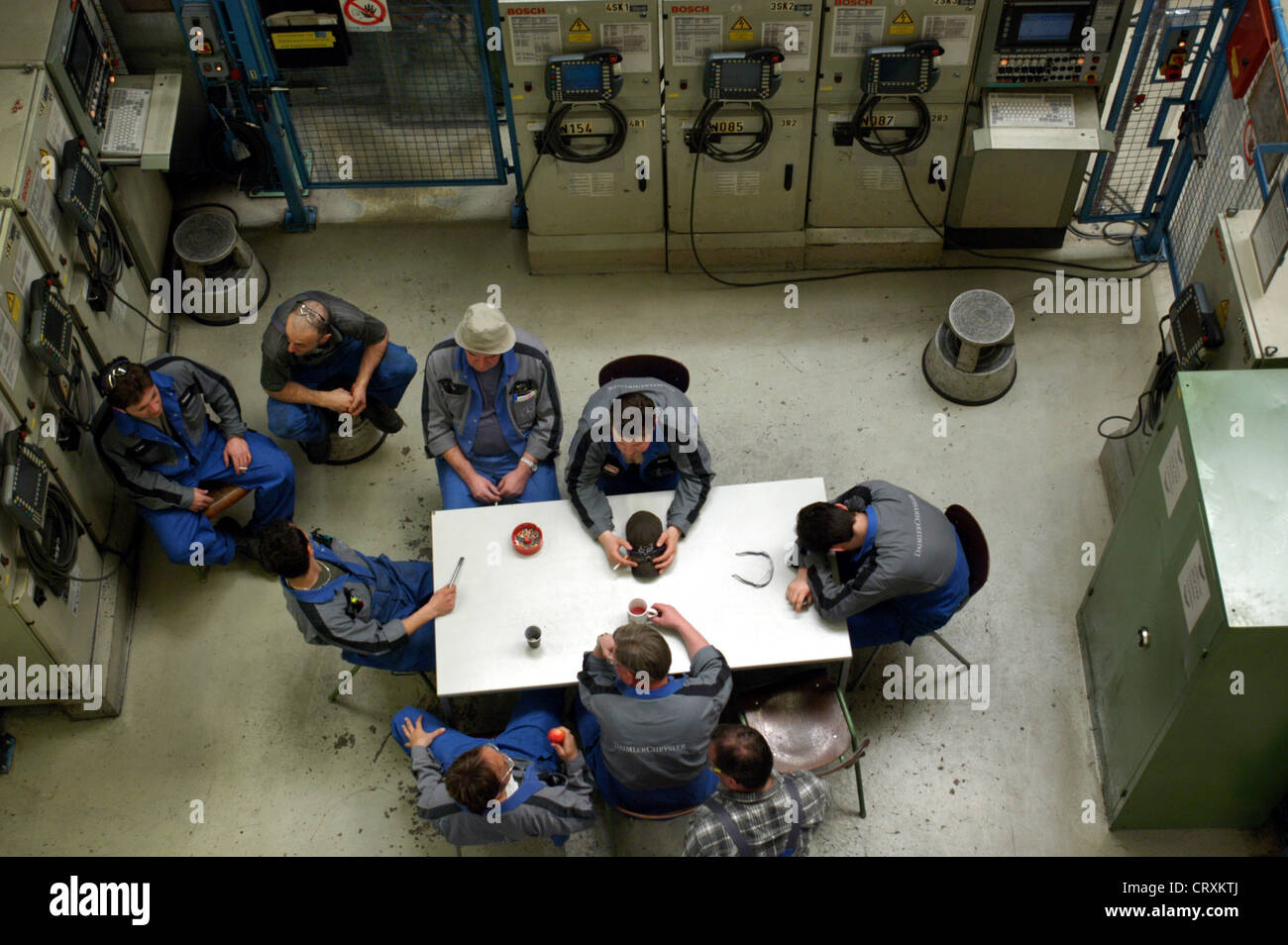 Mercedes benz lunch break hi-res stock photography and images - Alamy