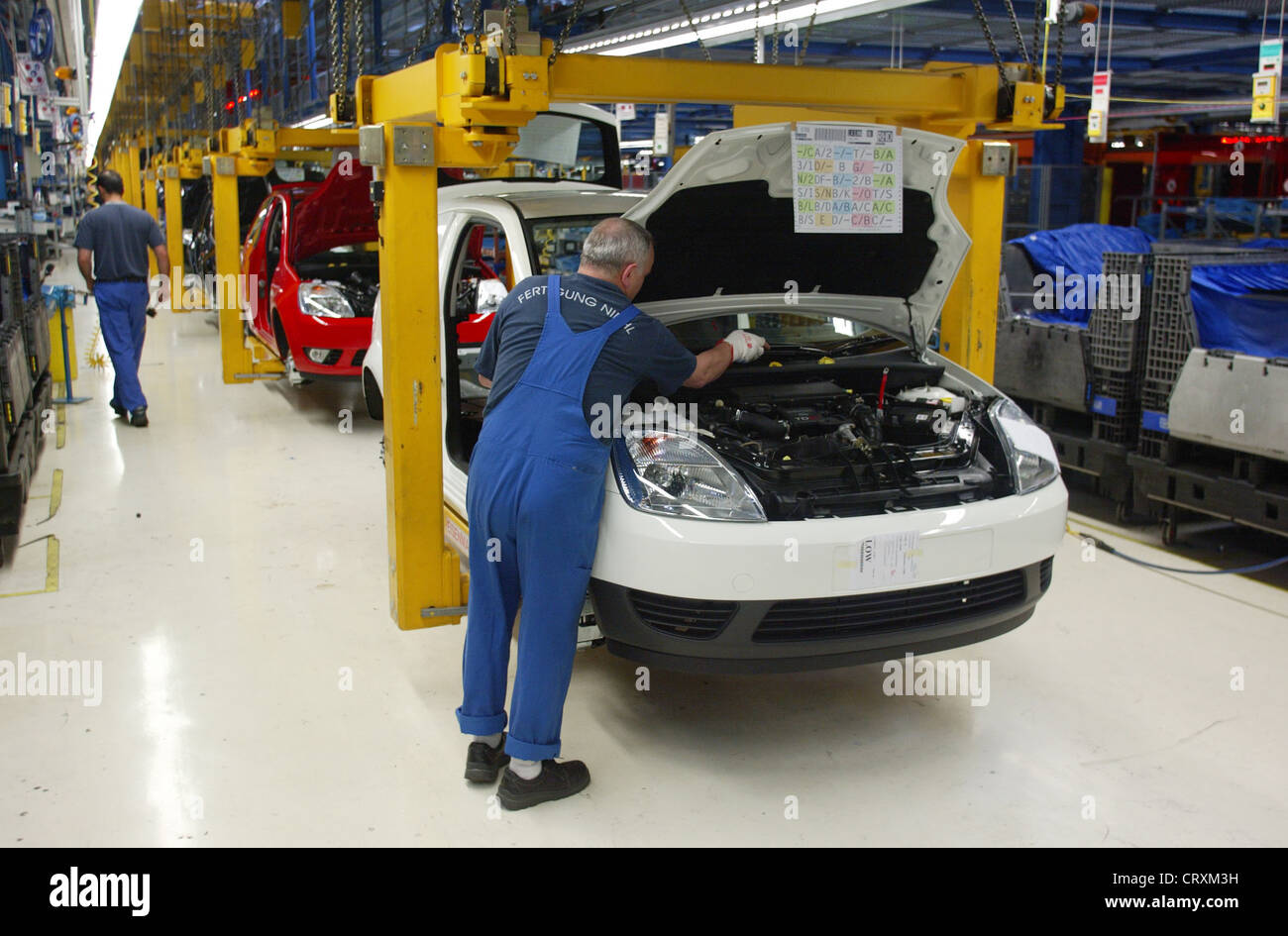 Car production at Ford in Cologne Stock Photo - Alamy