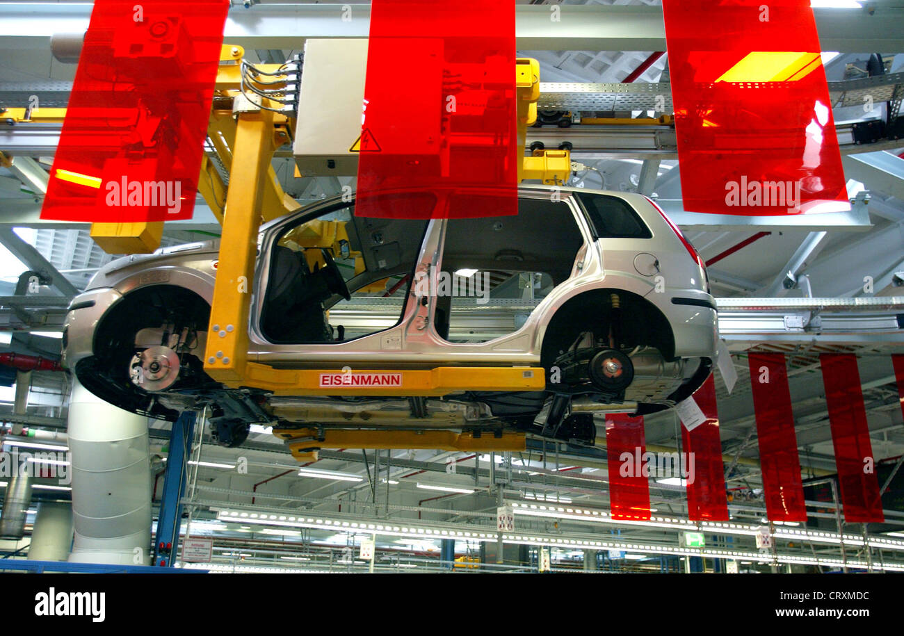 Car production at Ford in Cologne Stock Photo - Alamy