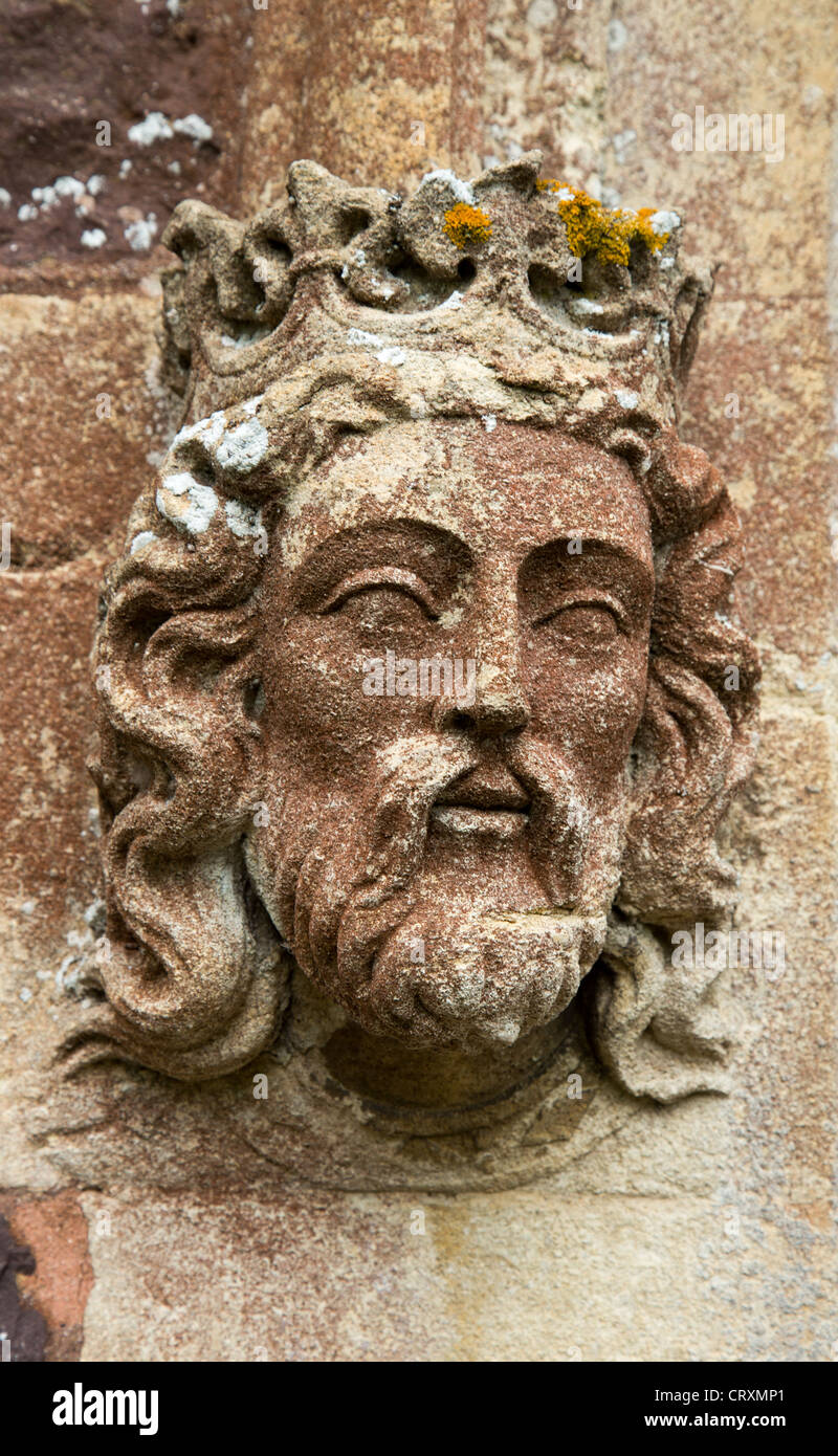 King crown carving hi-res stock photography and images - Alamy