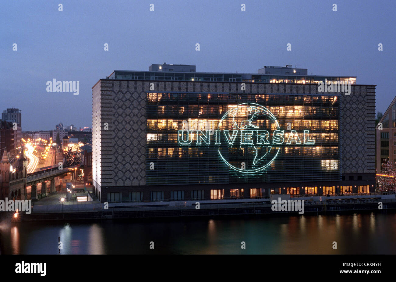 Universal music logo hi-res stock photography and images - Alamy