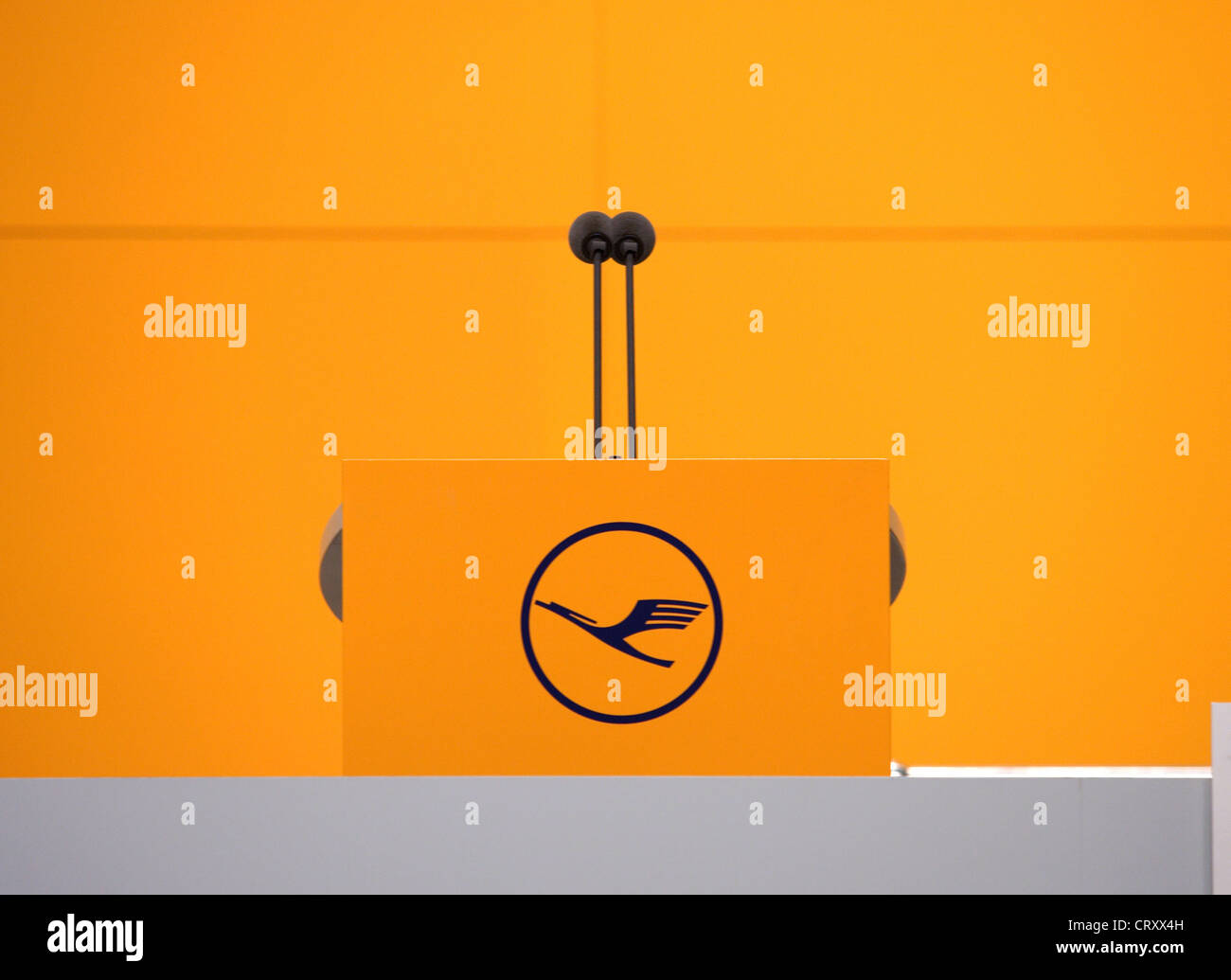 Germany deutsche lufthansa ag hi-res stock photography and images - Alamy