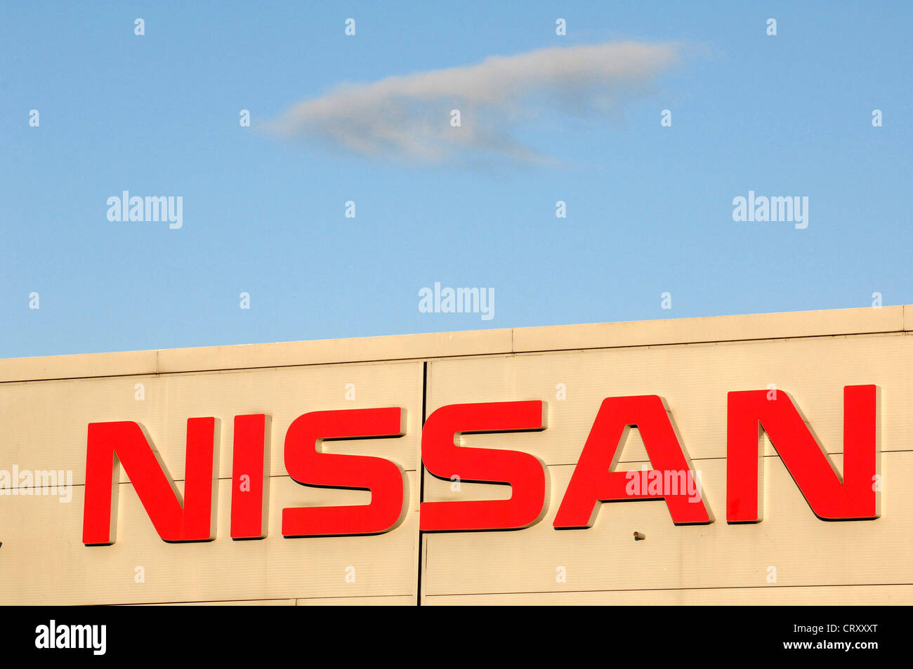Nissan sign hi-res stock photography and images - Alamy