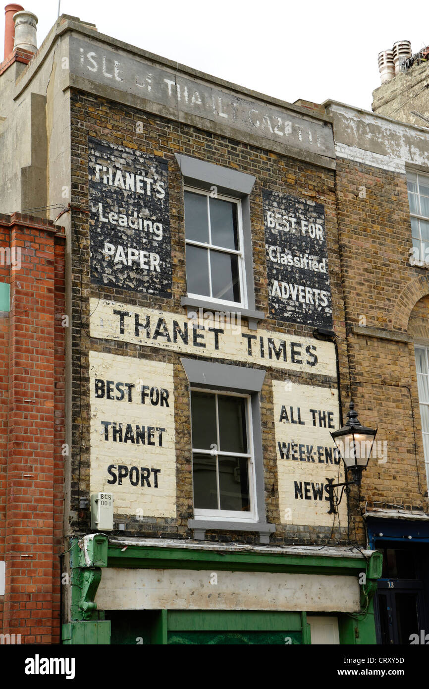 Old newspaper building hi-res stock photography and images - Alamy