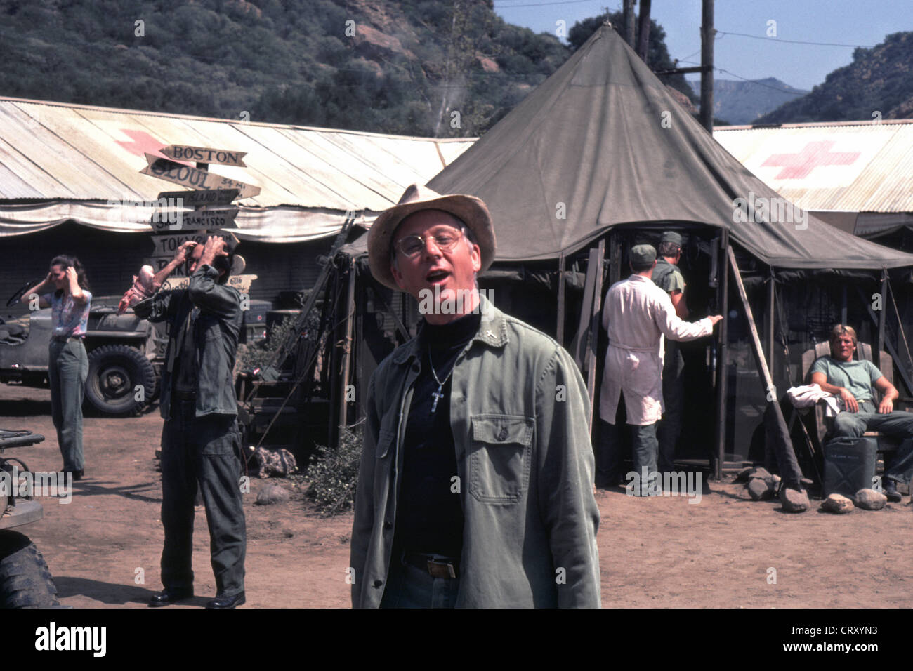 William christopher mash hi-res stock photography and images - Alamy