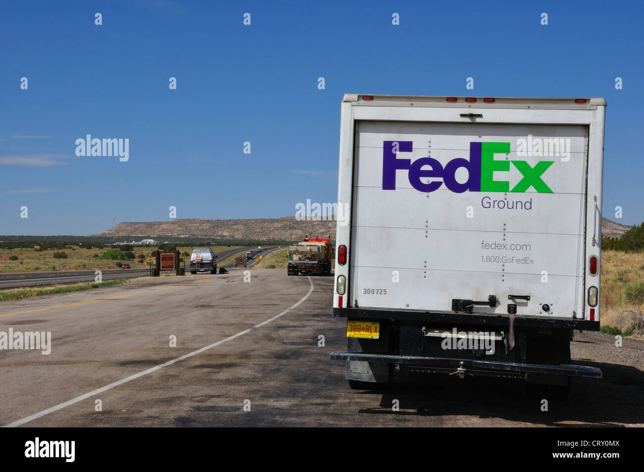 Fedex truck back hi-res stock photography and images - Alamy