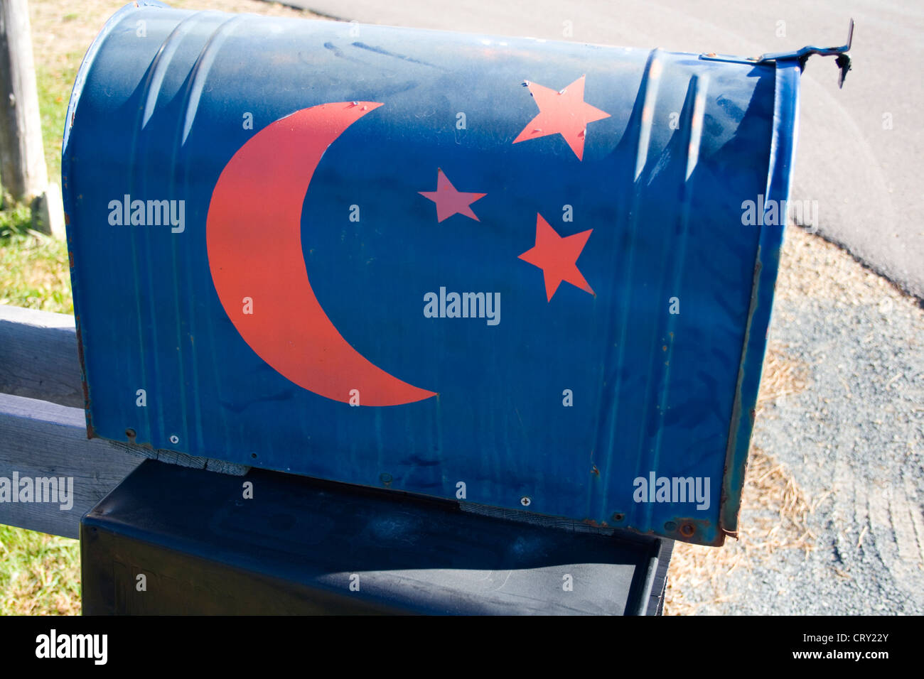 Blue rural mailbox with red half moon and stars. Franconia Sculpture ...