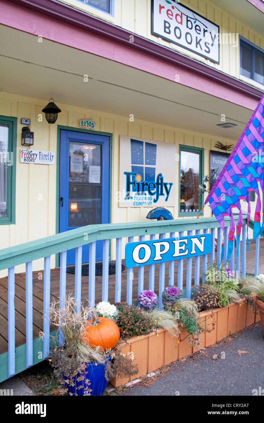 Steve skjold book store hi-res stock photography and images - Alamy