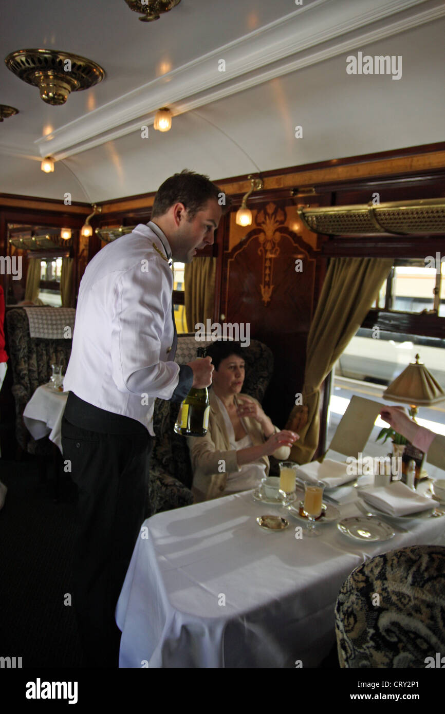 British pullman hi-res stock photography and images - Alamy