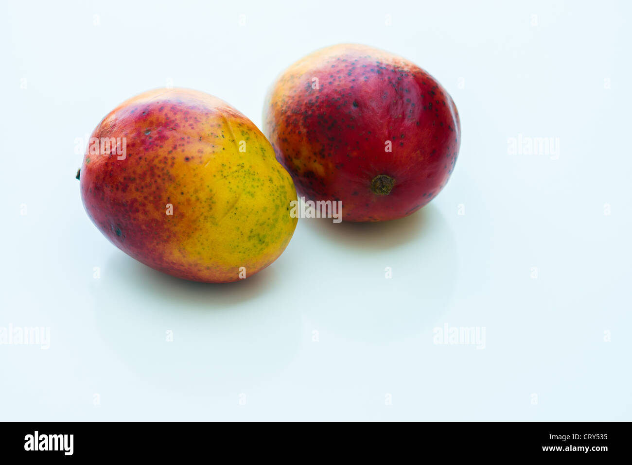 Red mangoes hi-res stock photography and images - Alamy